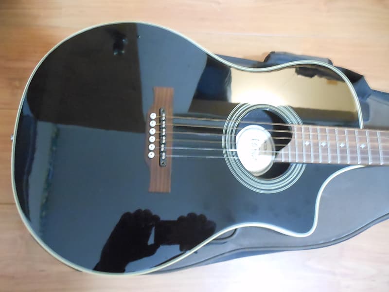 Line 6 700 acoustic black | Reverb