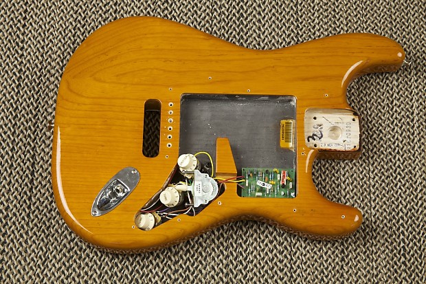 Fender FSR Amber Active Stratocaster BODY & Mid Boost | Reverb UK