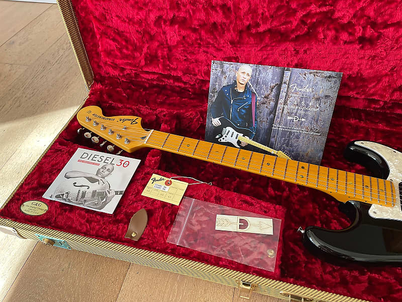 Fender Artist Signature Model Stratocaster 2018 Black | Reverb