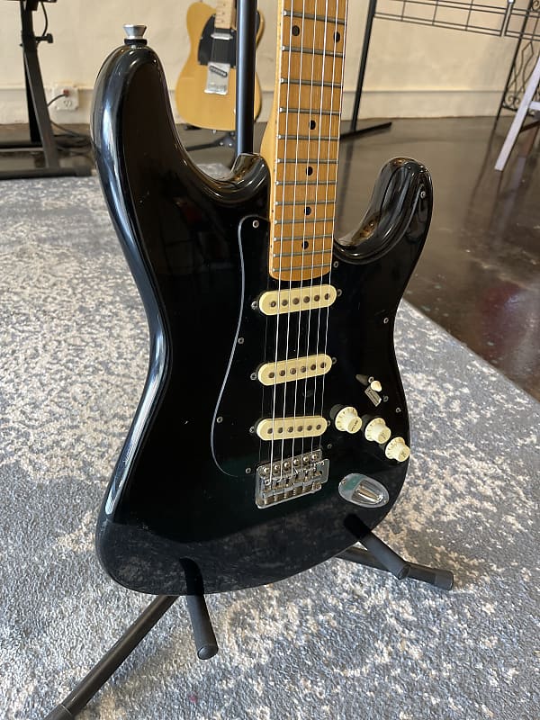 1970’s Made in Korea Lotus Stratocaster Plays Great! | Reverb