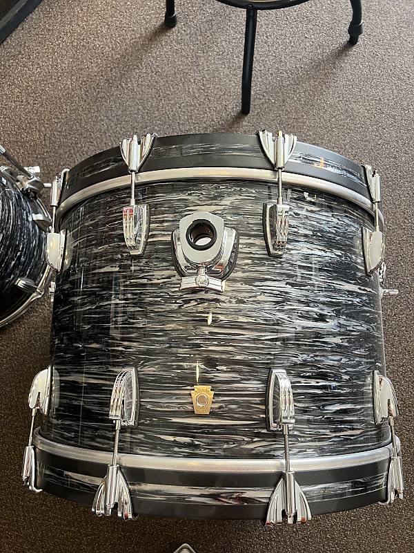 Ludwig Classic Maple - Black Oyster 5 piece kit with Cymabls | Reverb