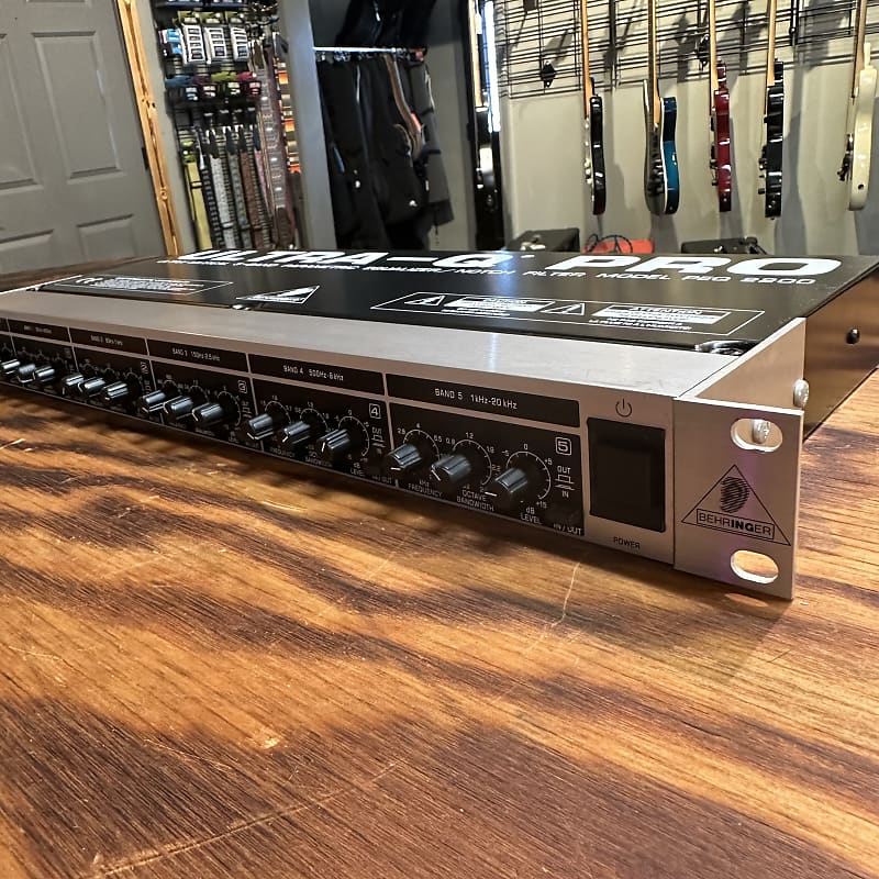 Behringer Ultra-Q Pro PEQ2200 Parametric Equalizer EQ | Reverb