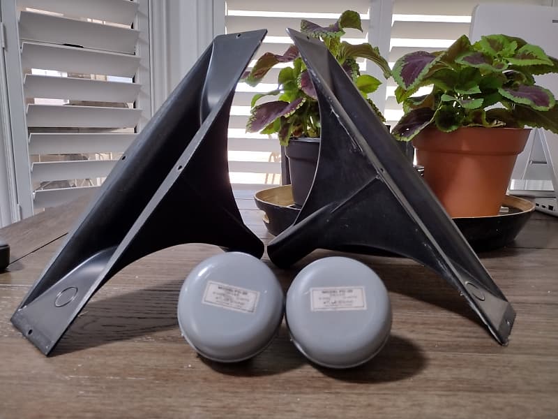 EV Electro Voice 8HD Horn Pair With Atlas Sound Pd-20 Drivers | Reverb