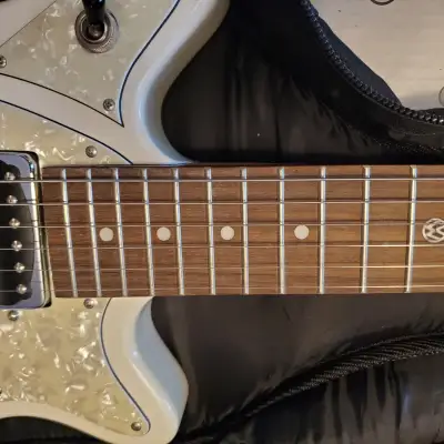 First Act VW Garage Master, White w/White Pearliod | Reverb