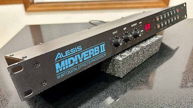 Alesis MIDIVERB II ~ 100% ~ CLEAN! | Reverb