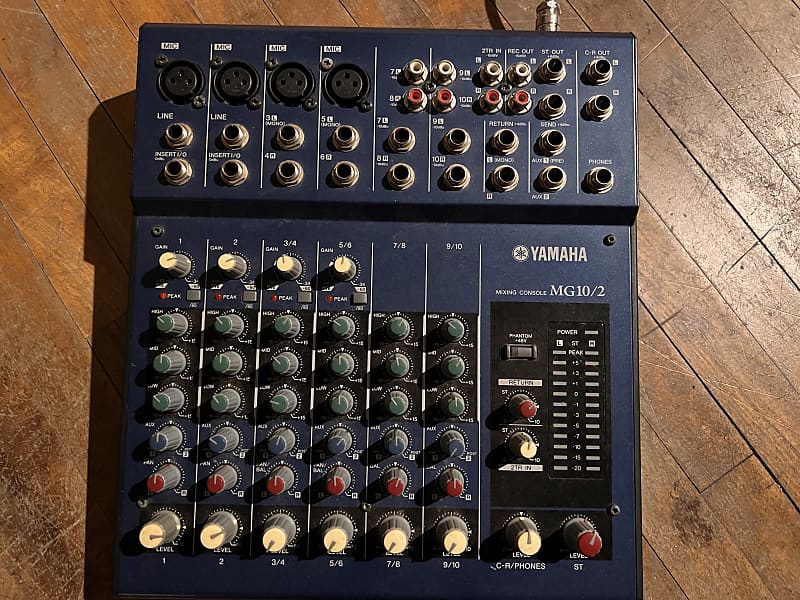 Yamaha MG10/2 Blue | Reverb