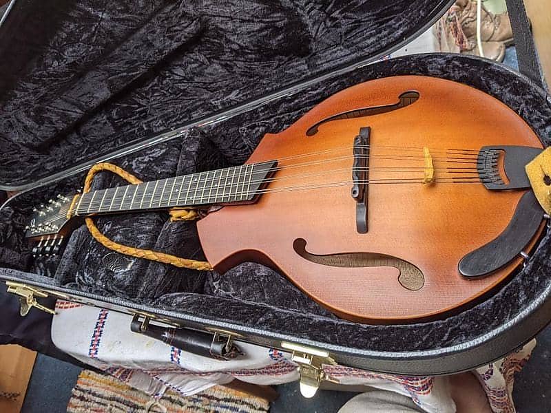 Breedlove Crossover KF Mandolin 2010s - Sunburst | Reverb UK