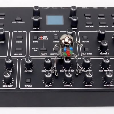 DSI Sequential Prophet REV2-8 Synthesizer Desktop + Wie Neu + | Reverb