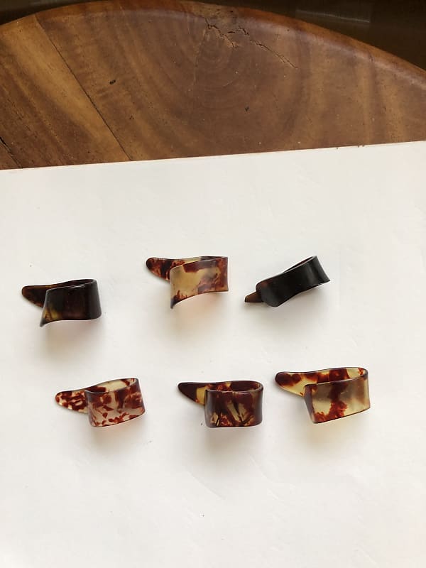 6 Golden Age celluloid thumb picks - size Small | Reverb