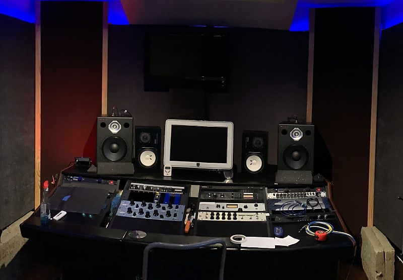 Argosy Series 90 Studio Desk | Reverb