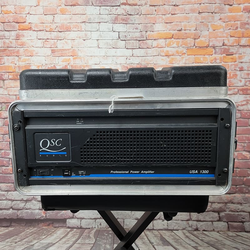 QSC USA 1300 2000's - Black | Reverb
