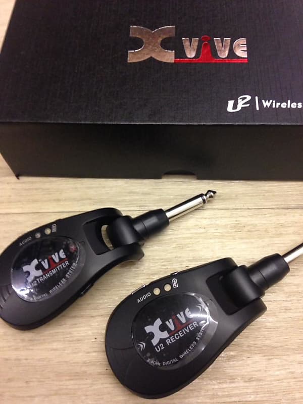 Xvive XU2 Rechargeable Wireless Instrument System in Black | Reverb