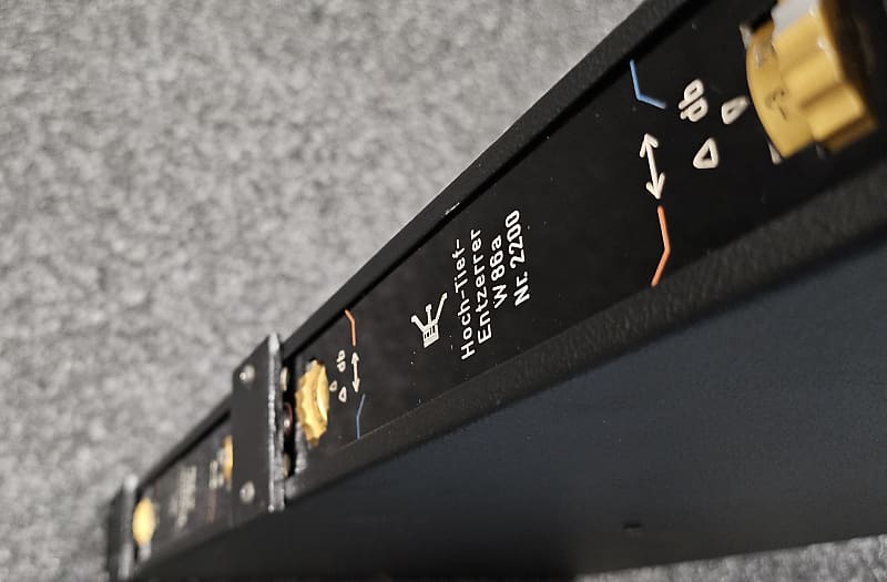 Vintage pair Eckmiller W86a pasive eq in 1U rack,german | Reverb UK