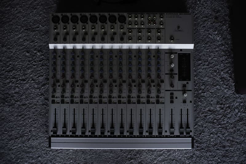 Behringer euro rack MX 2004A 2012 Mixer desk silver | Reverb UK