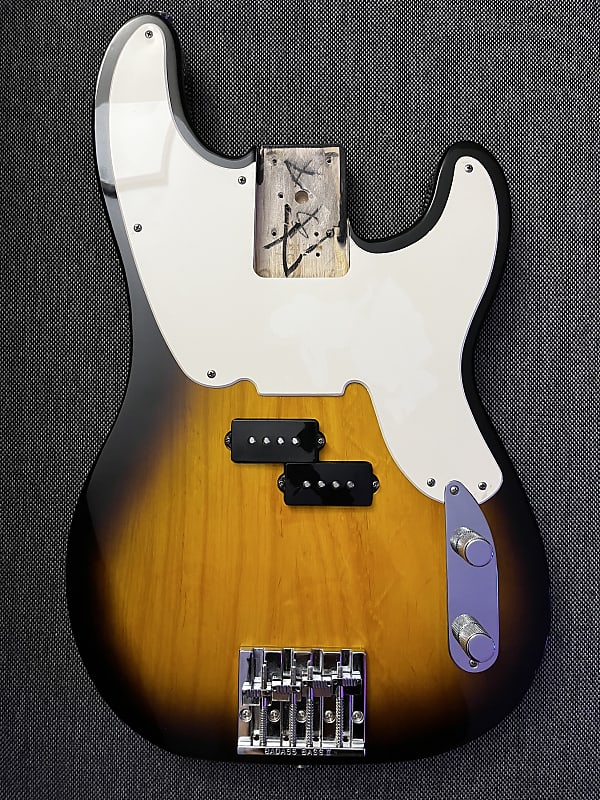 Fender Corps Mike Dirnt Precision Bass 2005 Sunburst | Reverb