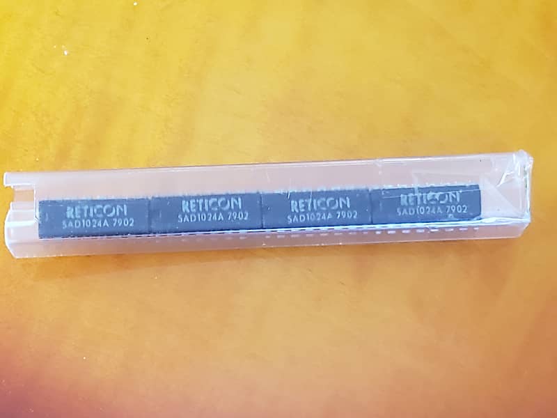 (4) SAD1024 Reticon 1979 Bucket Brigade Chips Delay Vintage | Reverb