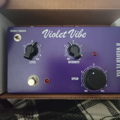 R Weaver FX Violet Vibe and foot speed controller Uni Vibe | Reverb