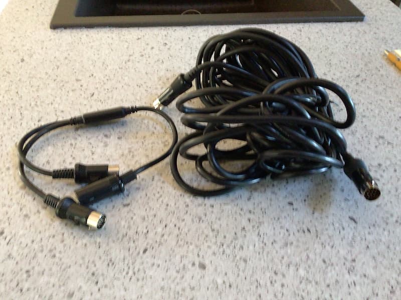 Roland GK ,30', 13 pins cable 2024 + GK 13 Pin, Y splitter | Reverb