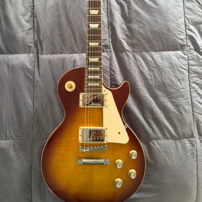 Used Guitars | Reverb