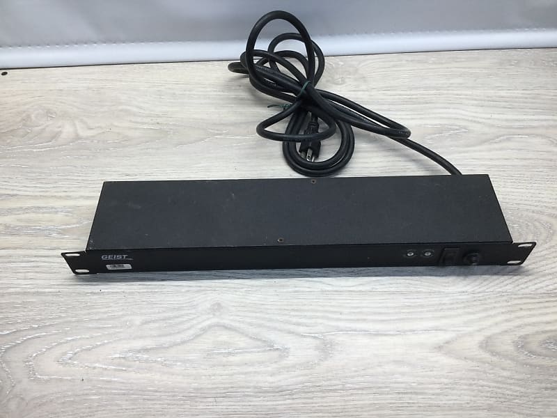 Geist 15 Amp 10 Plug Rack Mount Power Strip | Reverb