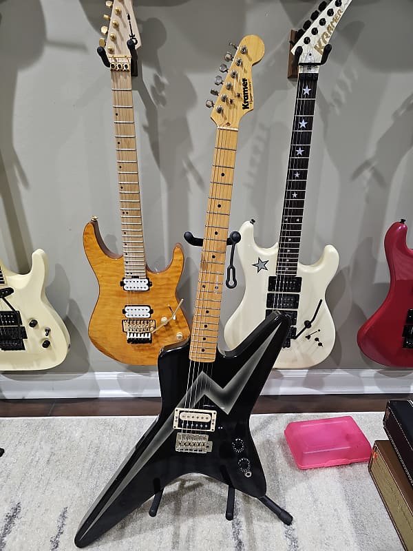 Kramer Voyager 1981 - Lighting bolt strathead RARE | Reverb