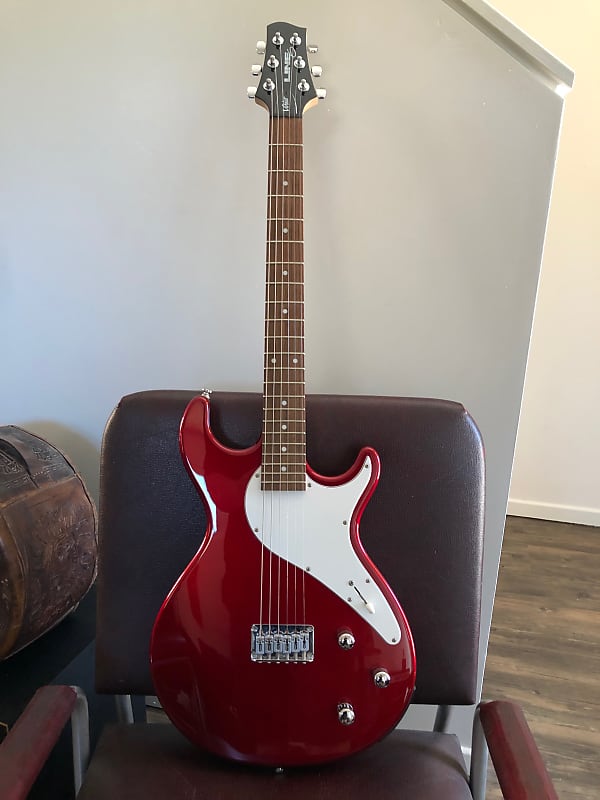 Line 6 Variax 500 Guitar | Reverb