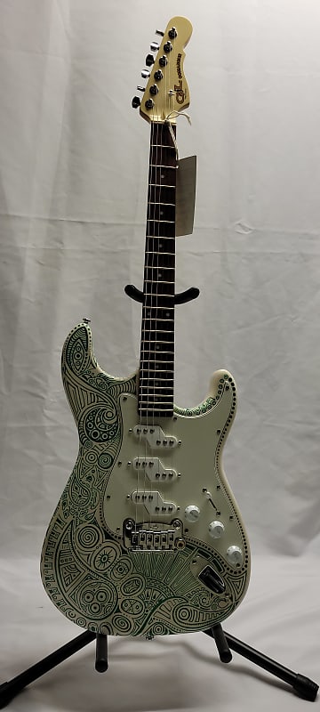Custom Stratocaster - Gloss | Reverb
