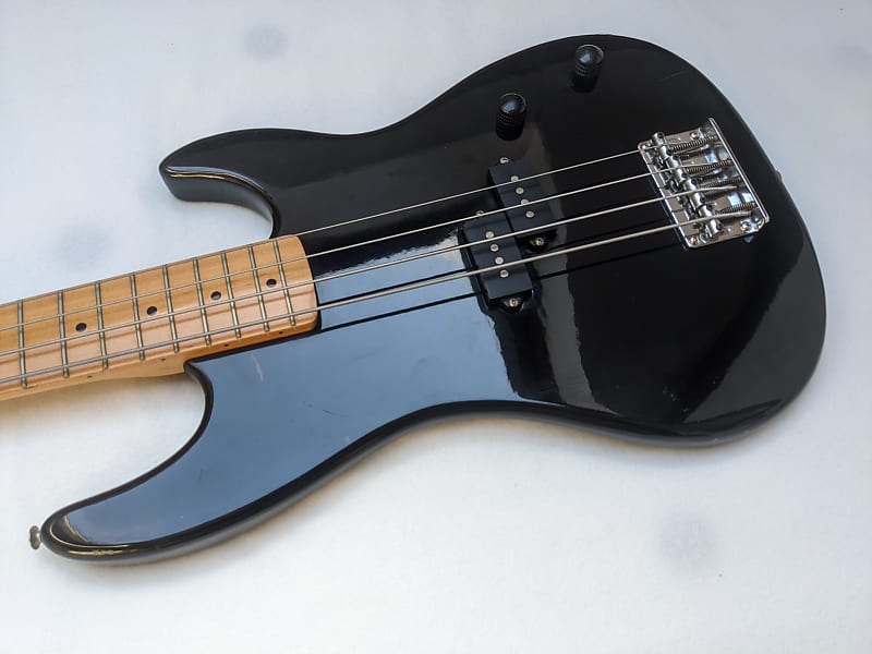 Sunn Mustang Fender Sunn Mustang Bass 1990 - Black - Korea | Reverb UK