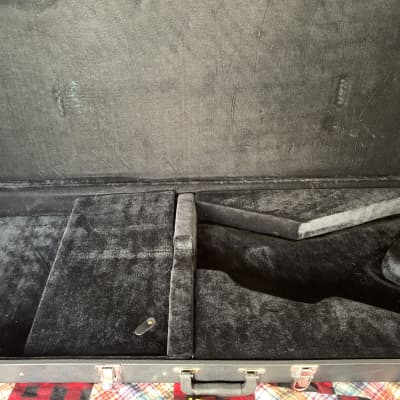 Dean Razorback V 2007 - Red & Black | Reverb