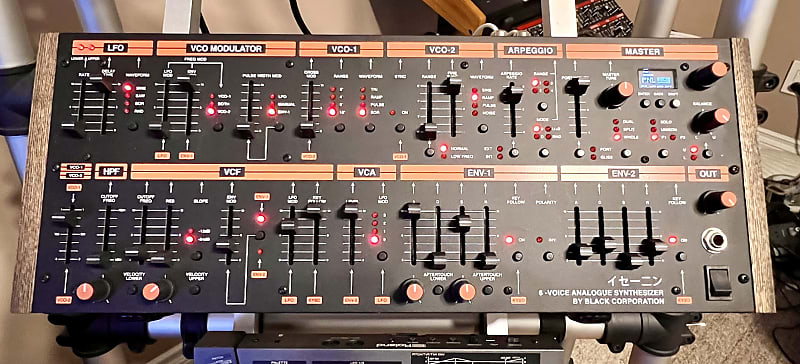 Black Corporation ISE-NIN Analog Polyphonic Synth | Reverb