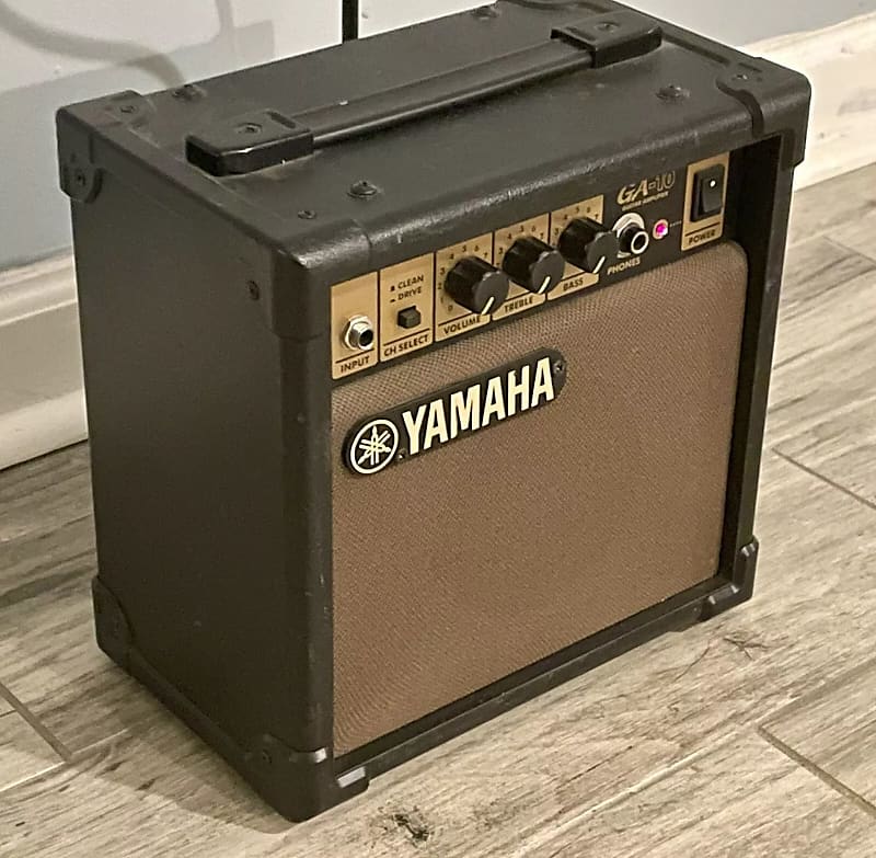 Yamaha GA-10 Guitar Amplifier 10W Solid State Portable | Reverb