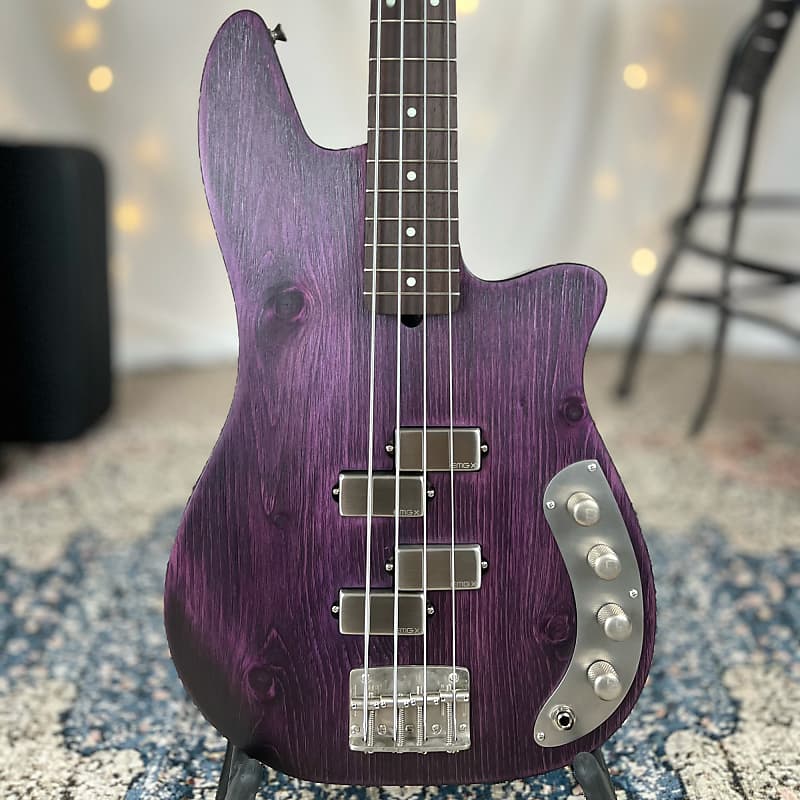 Offbeat Guitars "Raquel" 34" Scale Bass, Wild Violet | Reverb Canada