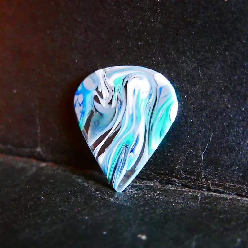 GT Plectrums USA Handmade Resin Guitar Pick Pointy Shape | Reverb