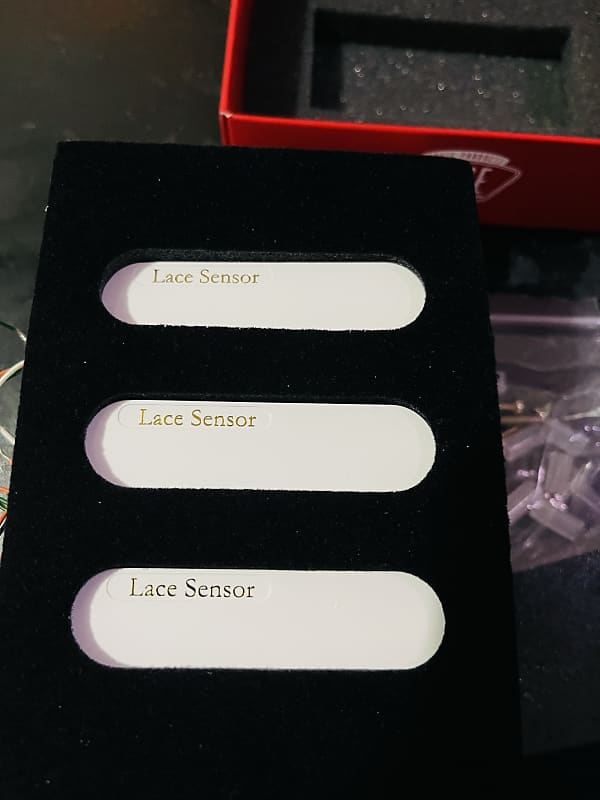 Fender Lace Sensors “Triple Gold Eric Clapton Set” - White | Reverb