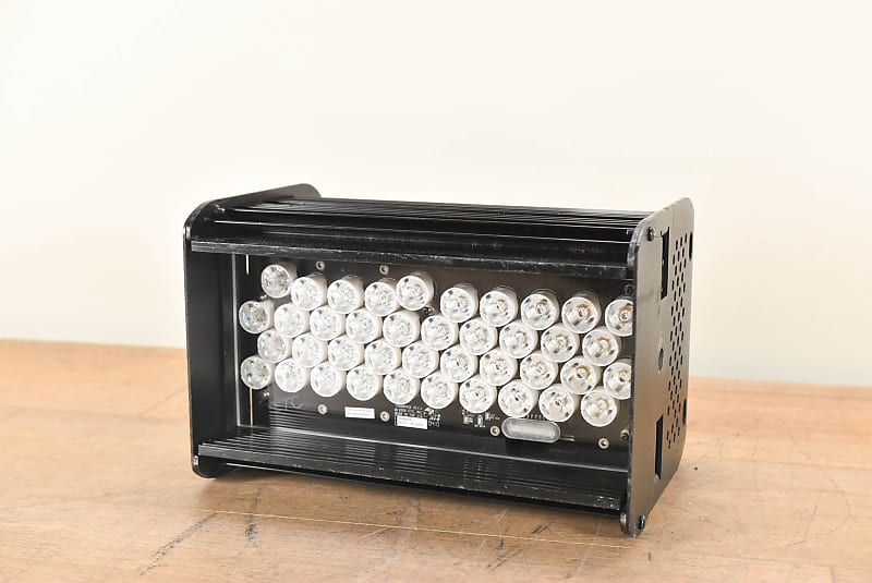 ETC Selador Vivid-R 11-Inch LED Fixture CG004J4 | Reverb