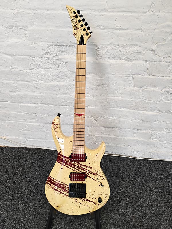 Kiesel A2 2024 - Vorhees Blood Splatter w/ Evertune and gig | Reverb