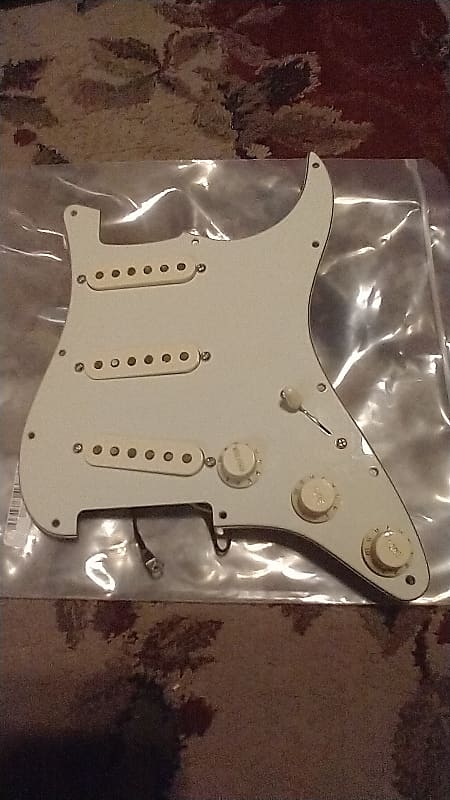 Fender V-MOD II Pickup set 2000s Aged White | Reverb