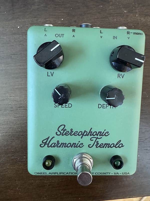 Stereo Harmonic Tremolo by Onkel - Green | Reverb
