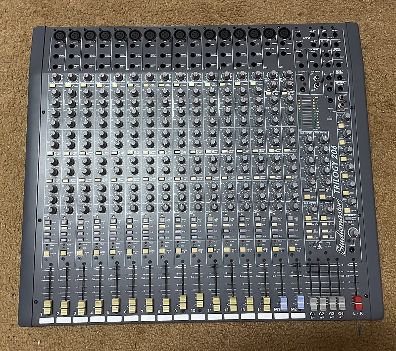 Studiomaster Trilogy 206 | Reverb