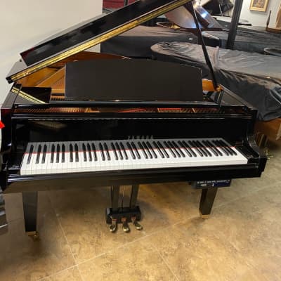 Yamaha GH1 B baby grand piano piano | Reverb