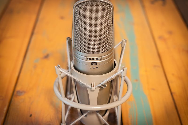 Shure KSM44 | Reverb