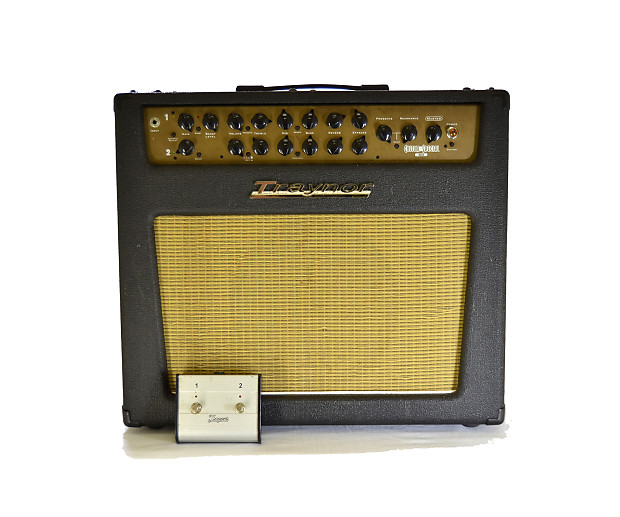 Traynor YCS50 Custom Special 50 50-Watt 1x12" Guitar | Reverb España