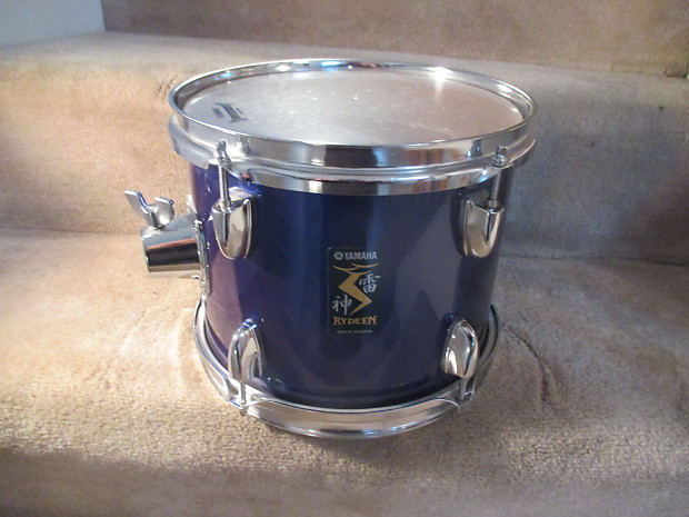 Yamaha Yamaha 10 x 8 Inch Tom, Mahogany Shell, Electric Blue | Reverb