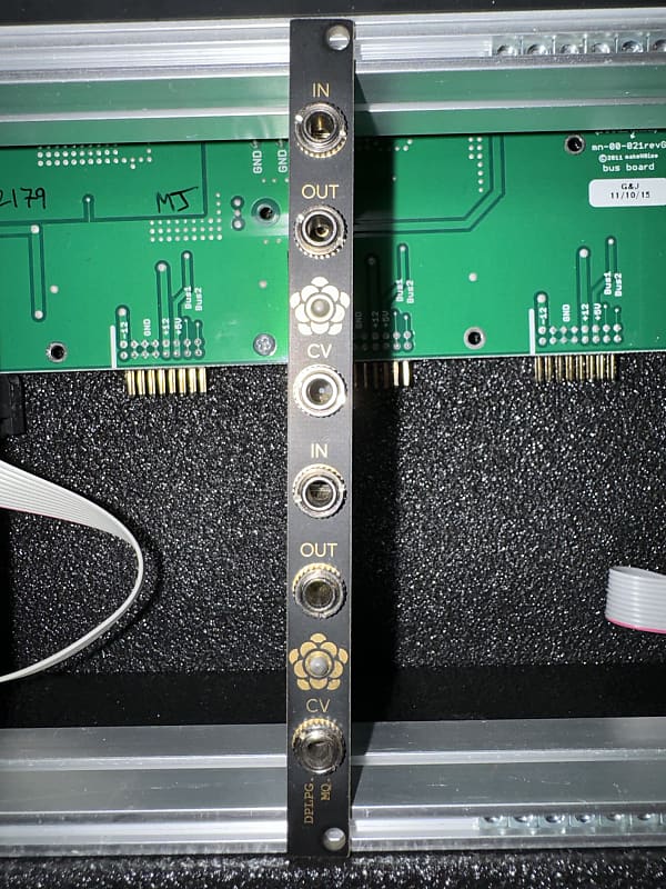 Meng Qi Dual Low Pass Gate | Reverb