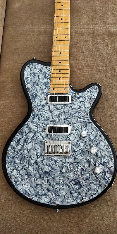 Godin Radiator 2003 Black | Reverb