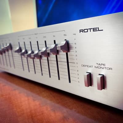 Rotel RE-500 1983 Silver Rare Vintage Stereo Graphic | Reverb Canada