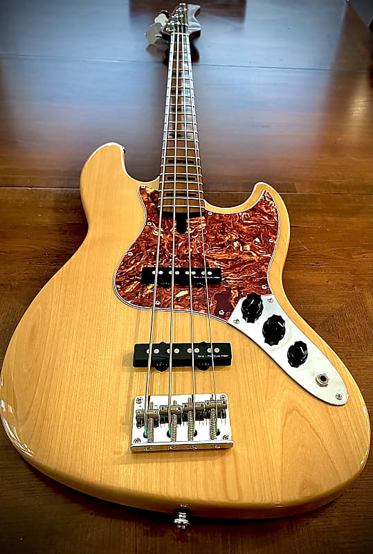 Sire 2nd Generation Marcus Miller V5 4-String Bass 2024 - | Reverb