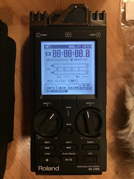 Roland R-26 Touchscreen Recorder | Reverb