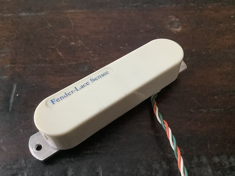 Fender Lace Sensor Blue Strat Plus Deluxe Noiseless Aged | Reverb