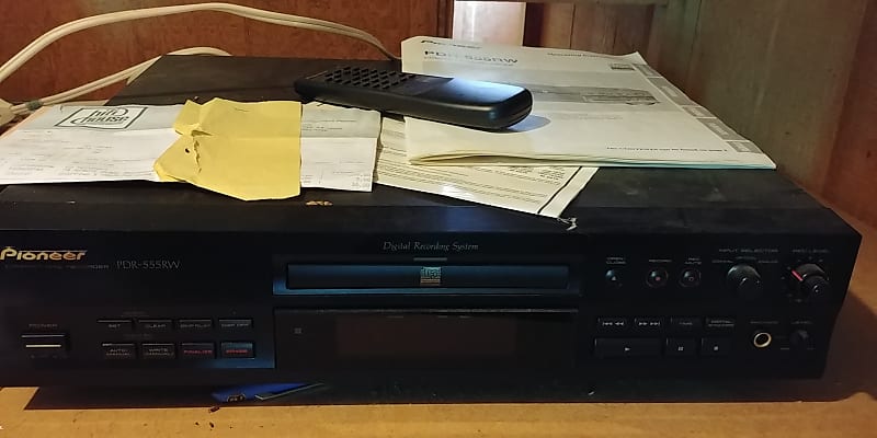 Pioneer PDR-555-RW Digital Compact Disc Recorder Sample Rate | Reverb